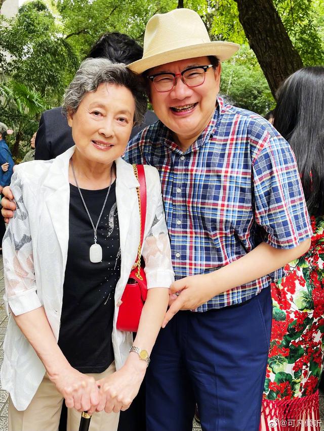 Sun Daolin Bronze Statue Unveiling Ceremony: Xiang Mei's temperament is ...