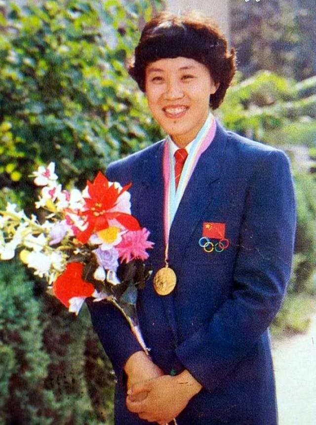 Zhang Rongfang: There were tears in her tragic volleyball career, because her husband Hu Jin was ...