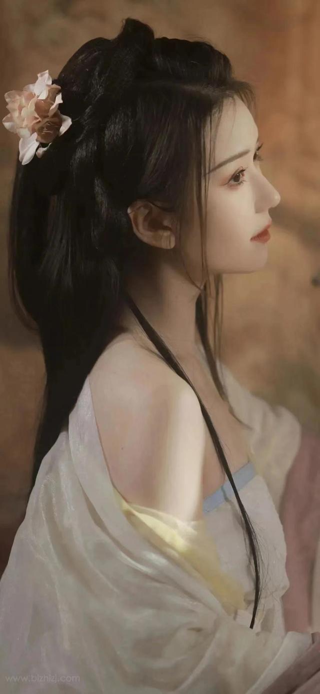 Feng Xiaolian, who is known as the fifth most beautiful woman in history, why is her ending so ...