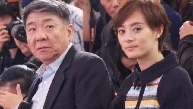 Zheng Xiaolong restarted the sequel of "Beijingers in New York" after 30, Jin Dong replaced ...