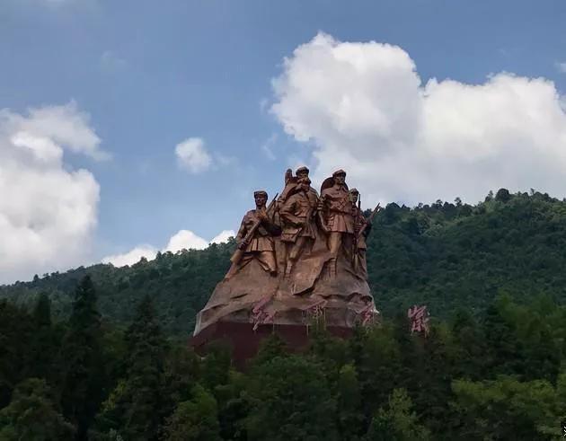 First time to Jinggangshan - iMedia