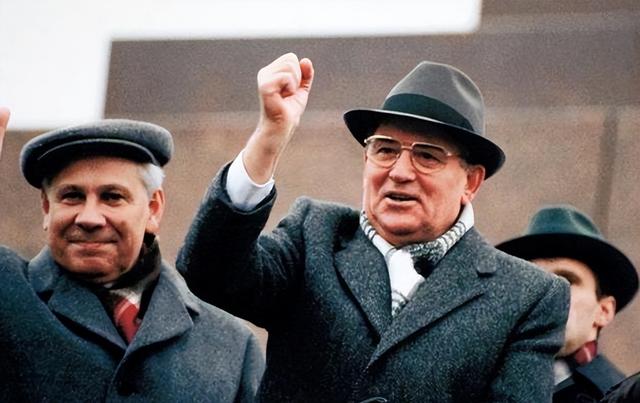 Exploring the Road of Reform and Gorbachev's "New Thinking" - iMedia