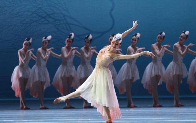 Although Zhu Jiejing is popular, I still recognize Tang Shiyi more - iMedia