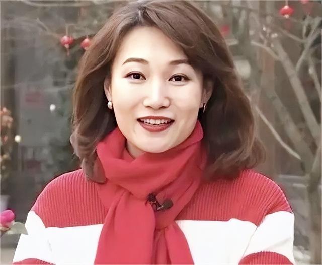 CCTV host Li Zimeng: There are hardships behind the scenery, 45 years ...