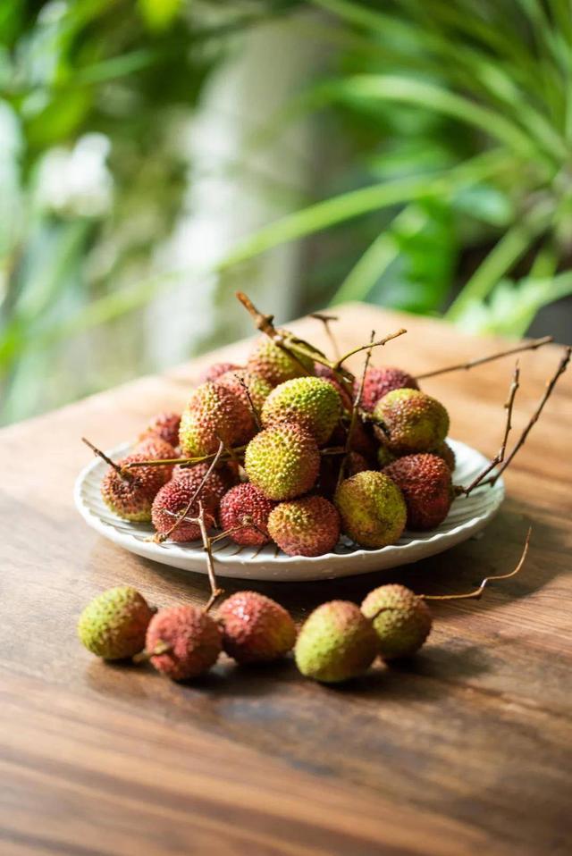 Lychee is the lazy "white moonlight" in summer, and the drinks made are ...