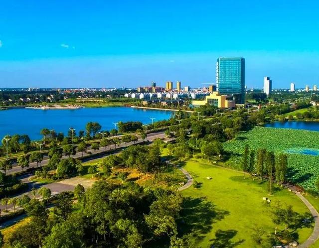 After nearly 20 years of development, Jiangdu Daqiao Town has become ...