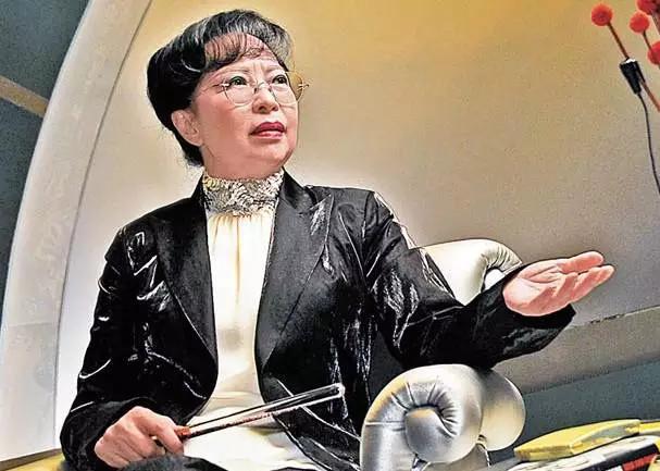 The first person to file for bankruptcy in Hong Kong, the daughter ...