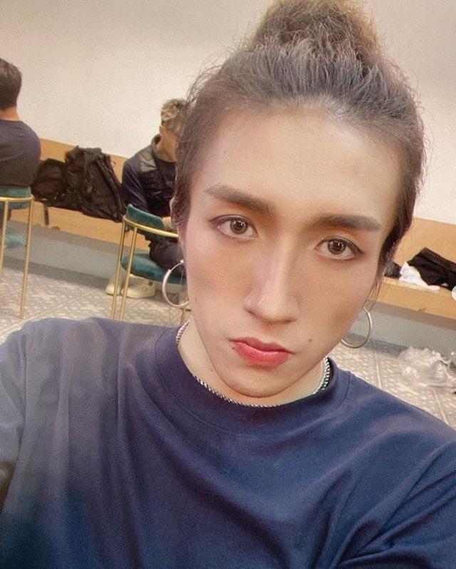 Li Qiyan can walk the entire corridor with the help of an exoskeleton ...