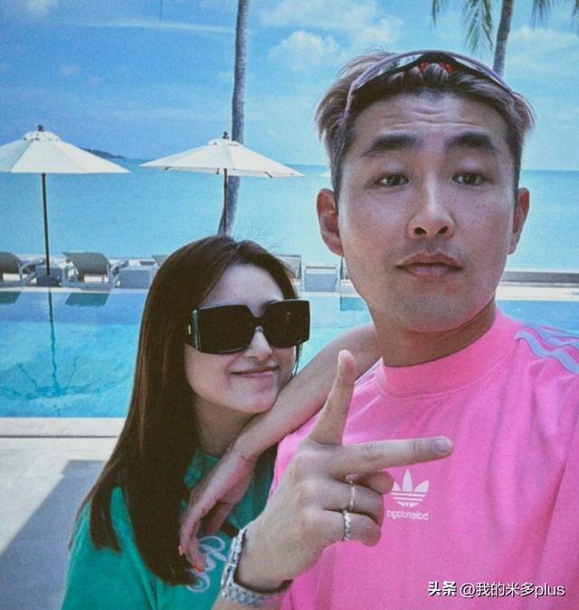 On the second anniversary of Wang Yanlin's certification, he was met by ...