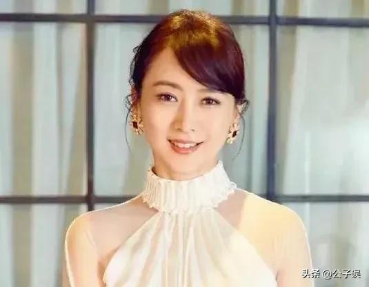 "Porn Star" Weng Hong's Debut - iMedia