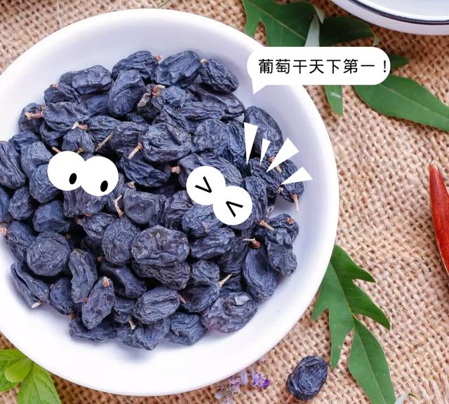 A little expert in the healing department asks to play - wrinkled, numb ...