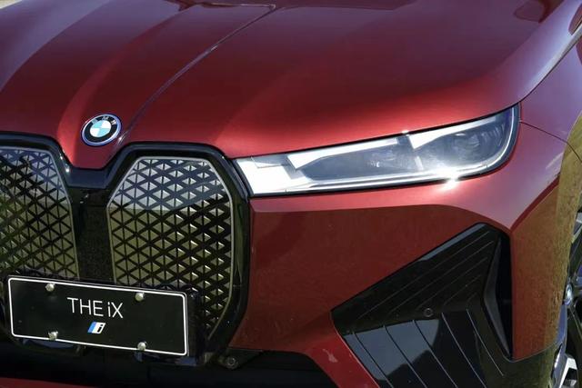 Innovative flagship BMW IX goes beyond electric to ultimate comfort ...