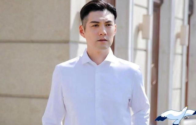 The coldness of the world in the entertainment industry is vividly ...