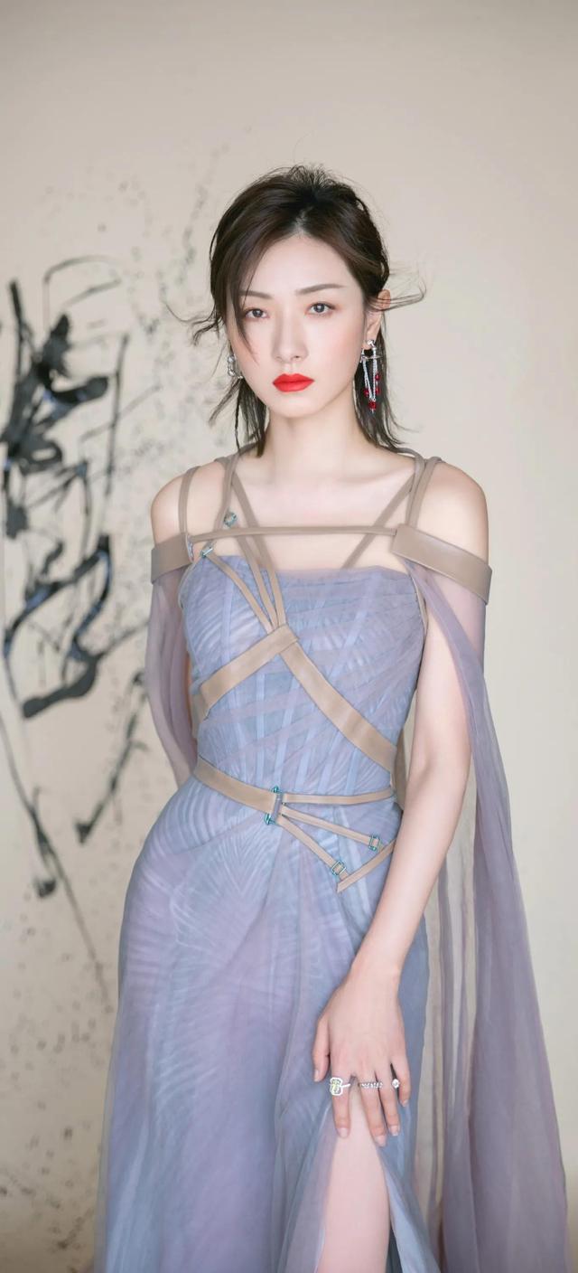 Wan Qian's sexy photo shoot is here - iMedia