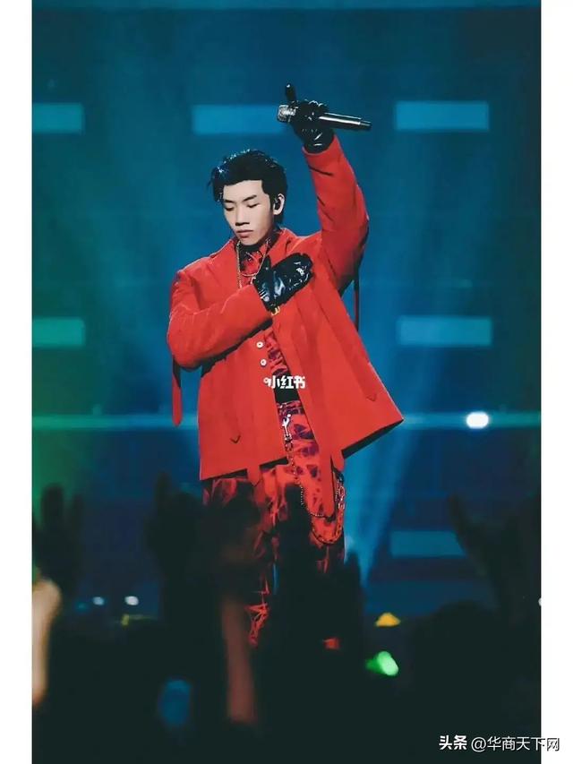 Huang Xu's "Compare a V", Yang Hesu's "No Name", did not lose to GAI ...