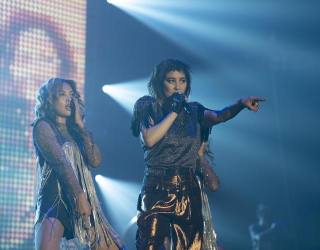 He Chaoyi held a concert and the husband and wife performed on the same ...