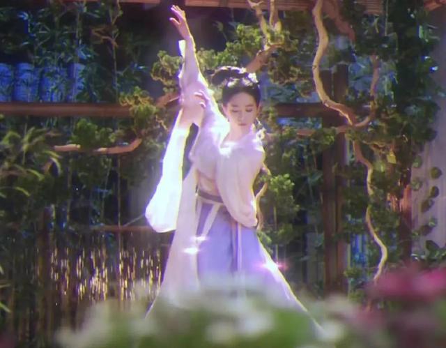 It is also the role of "Beauty Dancing", and the gap between Liu Yifei, Zhao Mingming and Chen ...