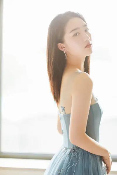 Mingyang Entertainment—Beauty Star—Deng Enxi - iMedia