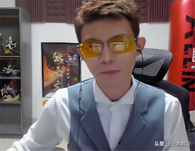 Li Ran got up and was good at doing it, and Zhang Jiawen's eyes were ...