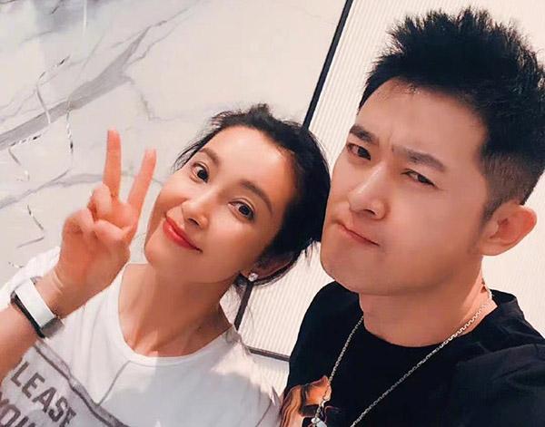 Ren Quan celebrates the birthday of 49-year-old Li Bingbing. Bingquan ...