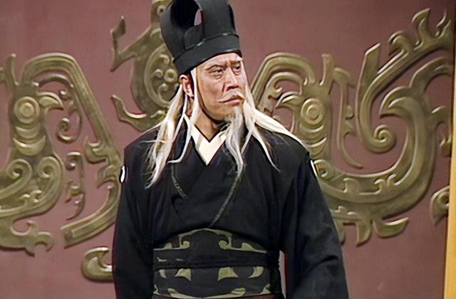 The tragic scene when King Cheng of Chu committed suicide: his son ...