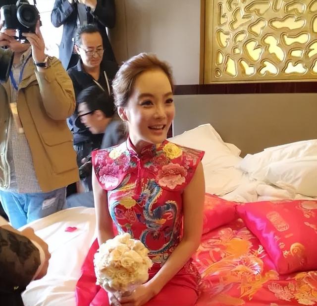 Cai Lin: After a failed international marriage, she chose to return to ...