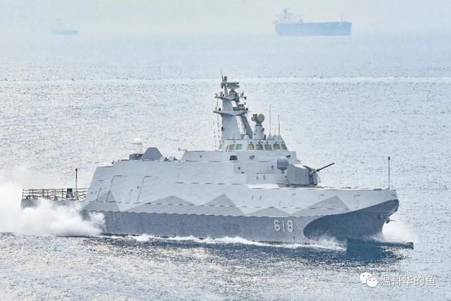 April Special Issue of Military Debris - iMedia