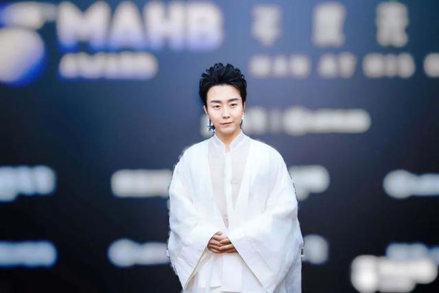 "Herrogynous" Li Yugang, absolutely perfect - iMedia