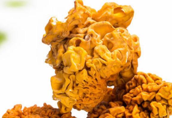 How to eat golden ear fungus in Yunnan, how to eat golden ear fungus ...