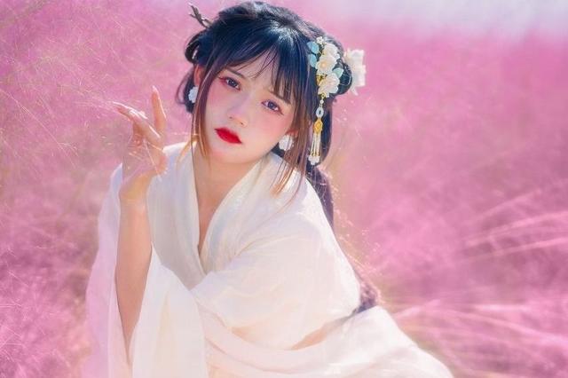 Rabbit Zzz doesn't eat carrots. Who doesn't like ancient costumes in ...