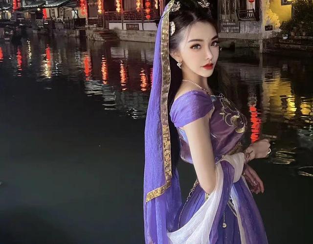 Develop the private economy and promote the transfer of surplus rural ...