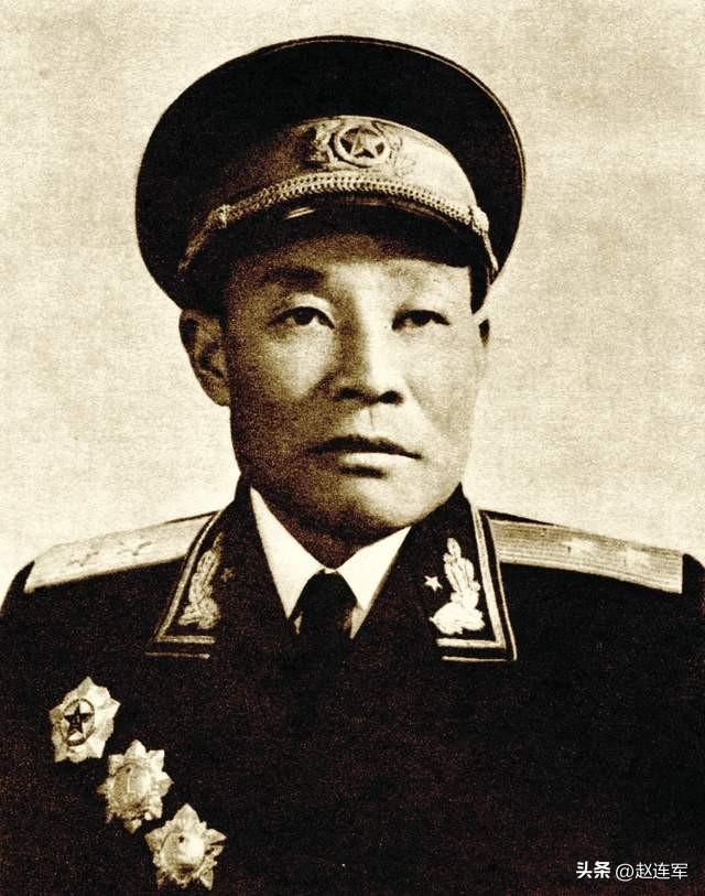 The general who came out of the New Fourth Army (249) - Lieutenant ...