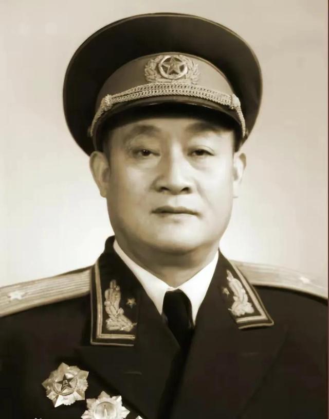 Founding General (529) Major General Zhou Chunlin - iMedia