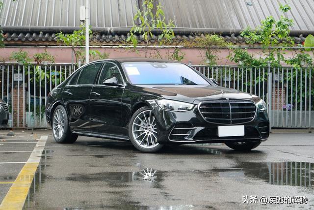Mercedes-Benz S500L: the ordinary Mercedes-Benz S-class sedan with a displacement of 3.0, would ...