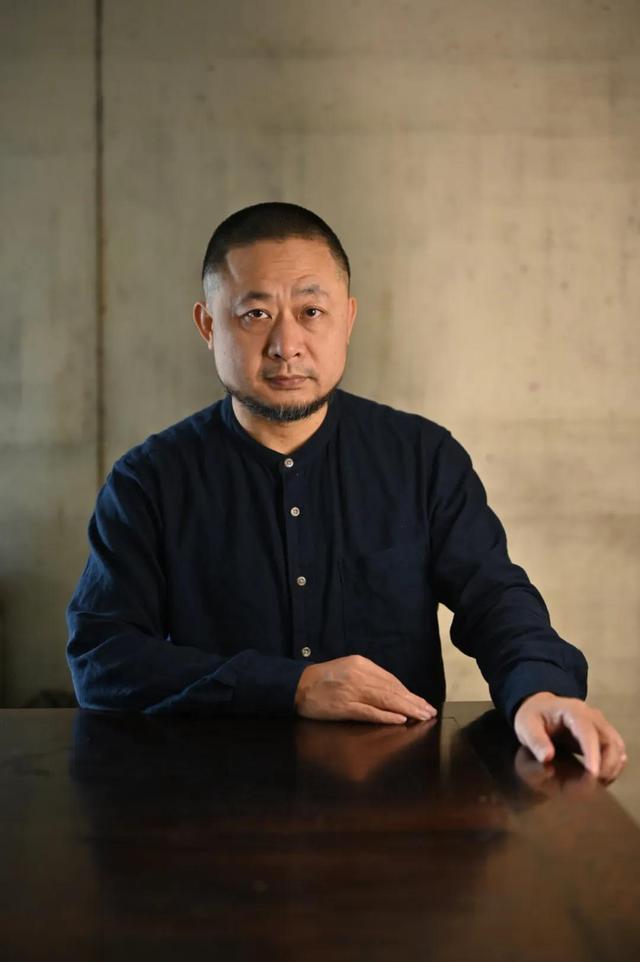 The famous painter, Mr. Fang Fang, director of the Landscape Painting ...