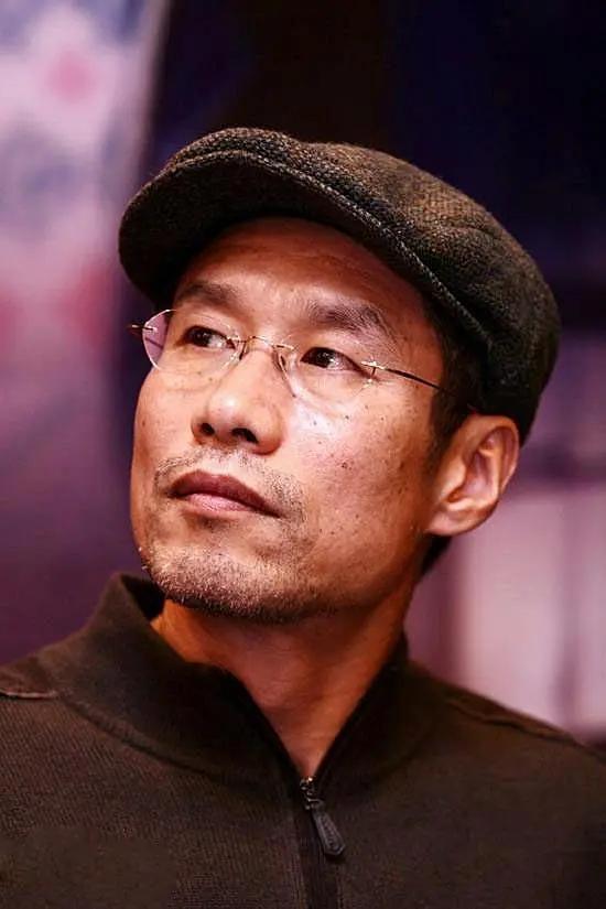 Liu Peiqi: When he was poor, his wife stole her household registration ...