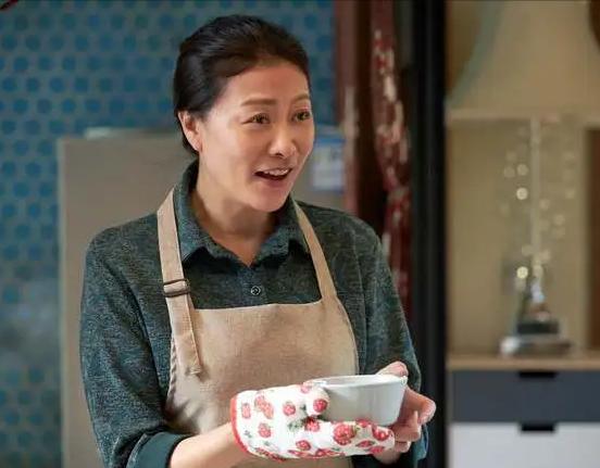 Actress Yue Hong: 5 months after giving birth, her husband Jet Li filed ...