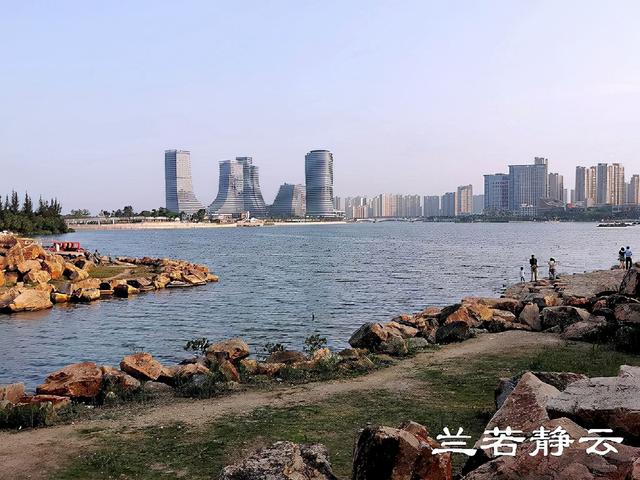 Beautiful view of Xiamen Haicang Lake Park - iMedia