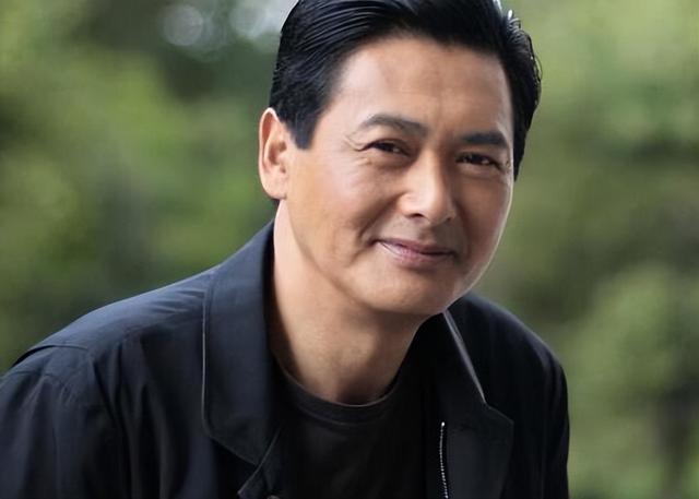 The king Zhou Run found his favorite bakery, he handed out red ...