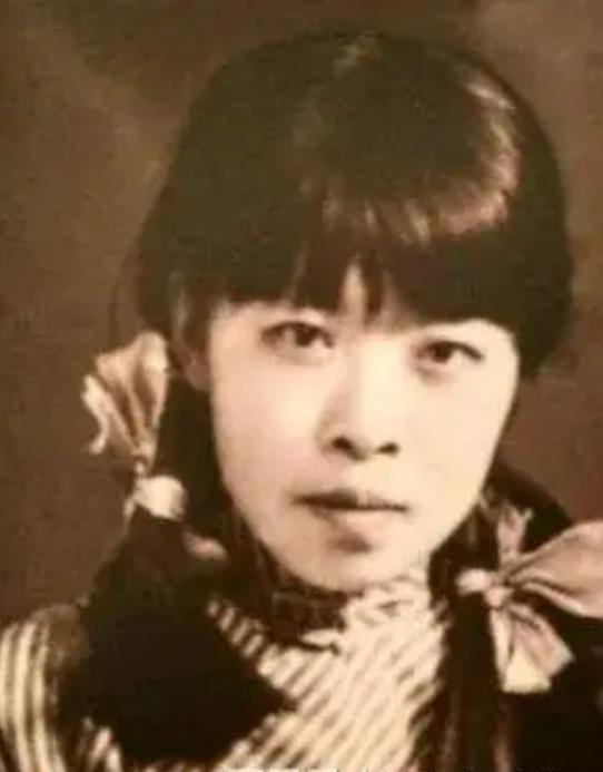 Talented girl Xiao Hong: She died at the age of 31, love is honey and ...