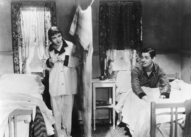 A rich girl falls in love with a poor boy, watching the interpretation ...