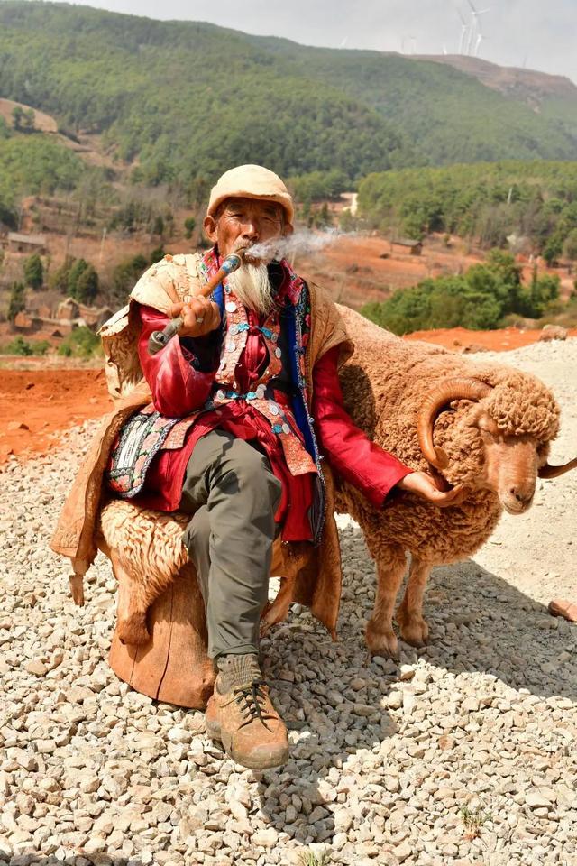 poet, born preacher - iMedia