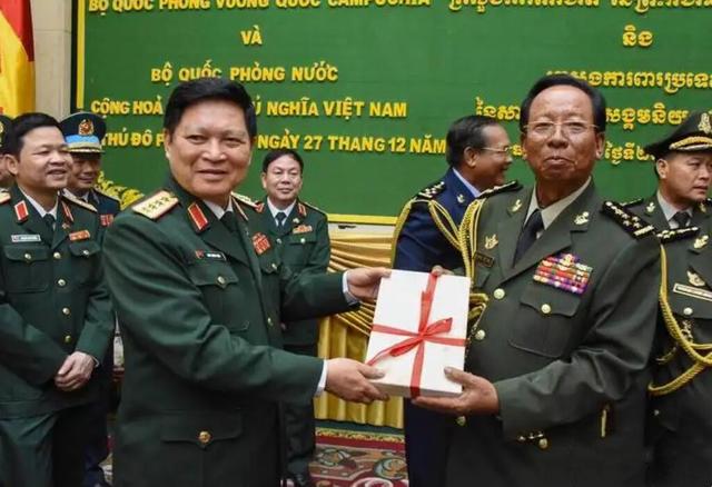 Why are the commanders-in-chief of the Vietnamese army all from the ...