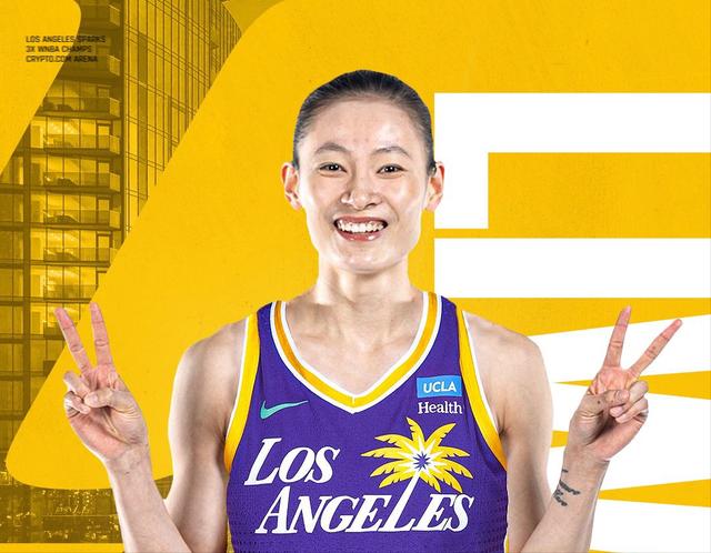 Congratulations! Yang Liwei signed with the Los Angeles Sparks, and the ...