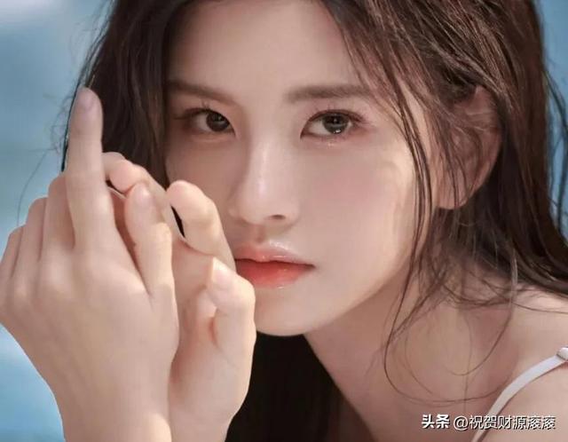 Is Lin Siyi prettier, or Ju Jingyi? - iMedia