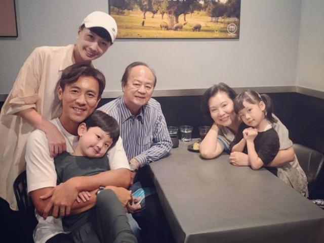 "Di Jiang" and "Meng Yang" twins, Gemini's past and present life - iMedia