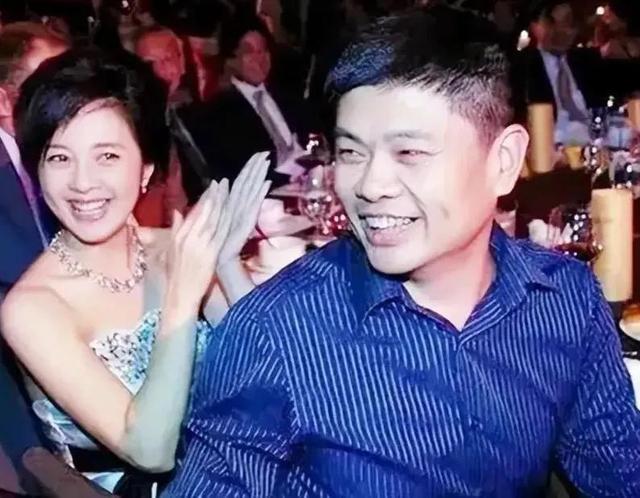 Rich man Ding Jian: fell in love with the former CCTV host, gave his ...