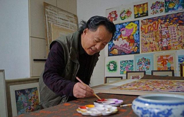 "Three paintings are not hung in the hall", what does it mean?Which ...