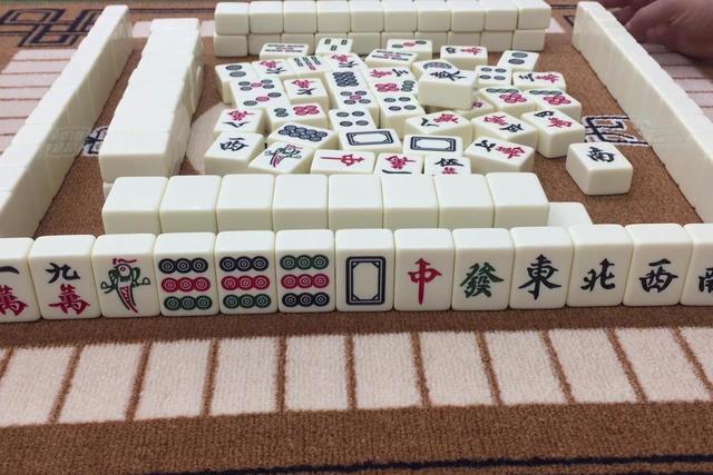 Chinese mahjong has gone abroad, and a bunch of old American ladies are ...