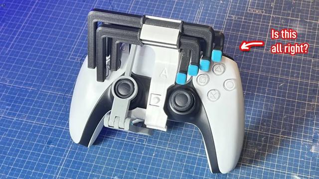 Someone invented the PS5 "one-handed handle", and you can clear "Two ...